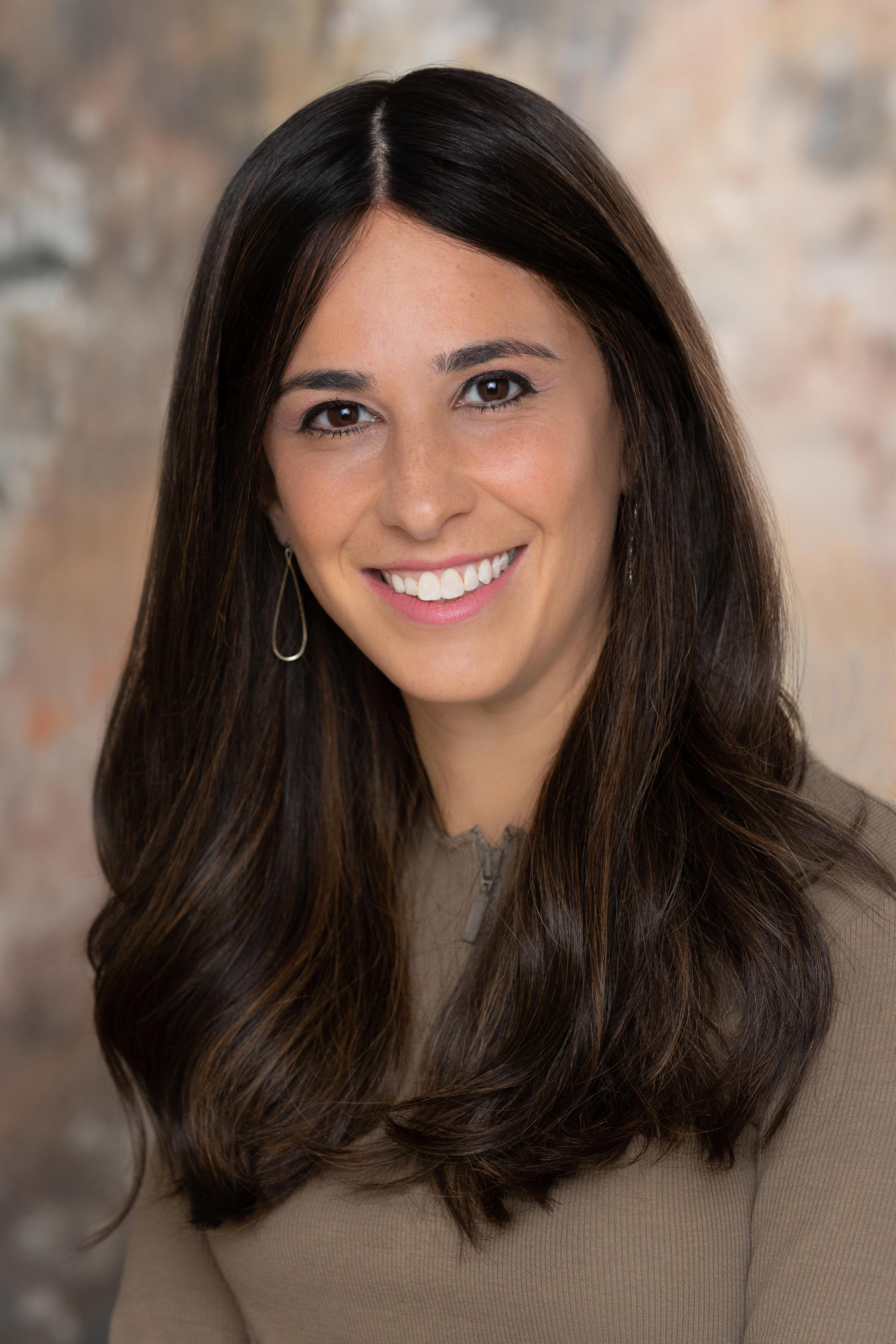 Sara Roth's Instagram, Twitter & Facebook on IDCrawl